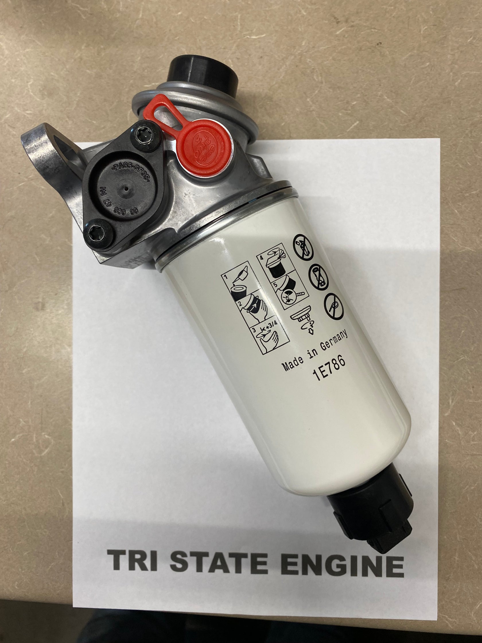 OEM KUBOTA FUEL FILTER / WATER SEPARATOR ASM W/ MOUNTING BRACKET & SEN ...